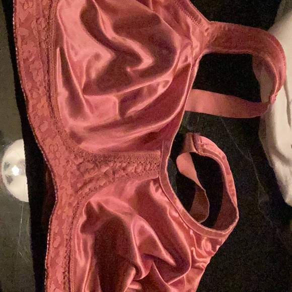 Comfort Choice | Intimates & Sleepwear | Nwot Comfort Choice Satin And ...